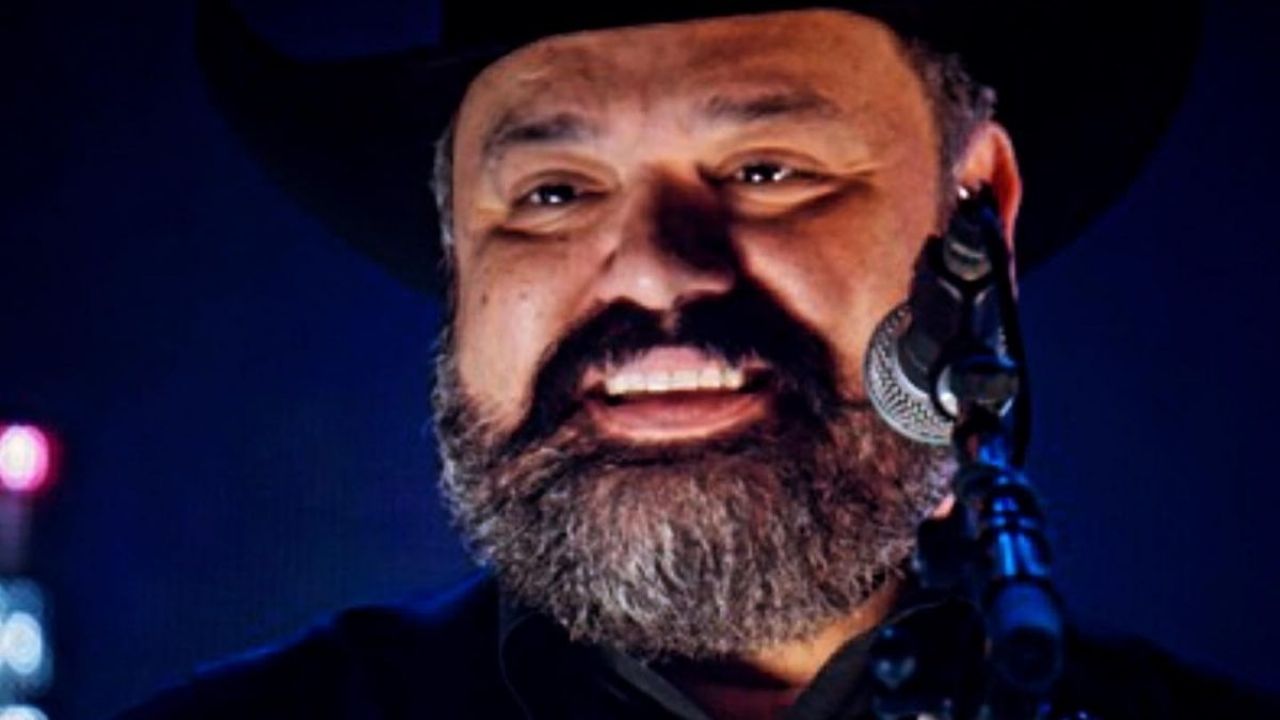 Ricky Muñoz, vocalista de Intocable, rompe el silencio sobre su salud ...