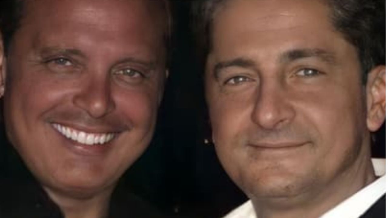 Cuánto gana Alex, el hermano de Luis Miguel, con la venta de ropa en ...