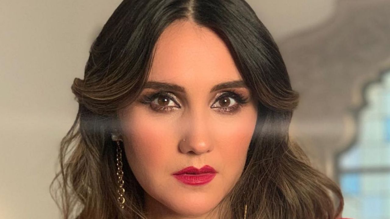 Dulce María demuestra cuál es el vestido perfecto para las mayores de ...